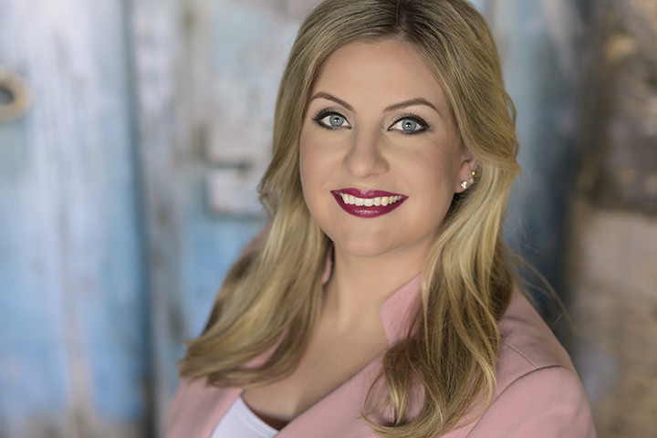 Sales Tip 43: Surround Yourself with People Who Are Doing it Well ...