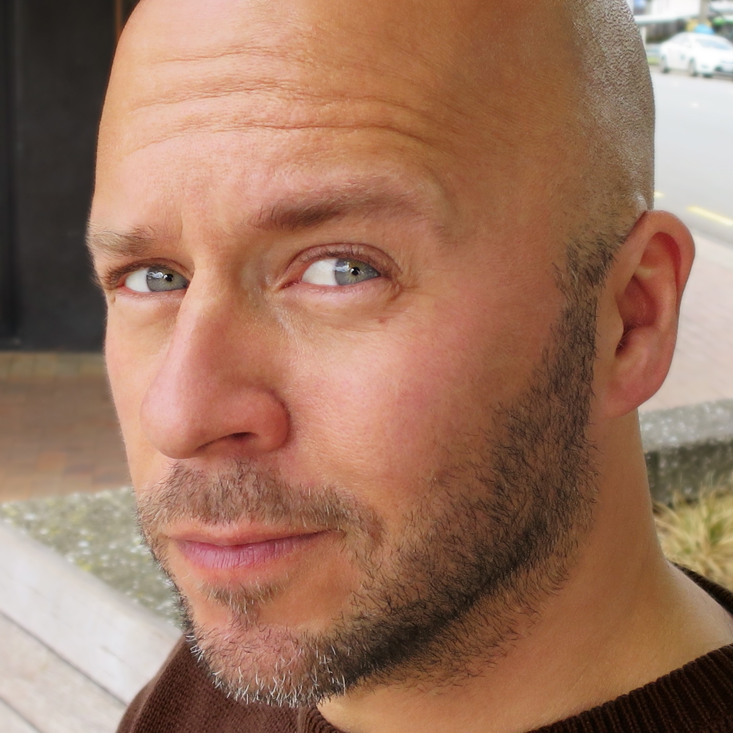 Sales Tip 642: Persistence is Polite - Derek Sivers - Daily Sales Tips