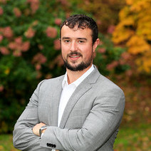 Episode 76: Stepping Outside Your Comfort Zone with Jay Small - Sales ...